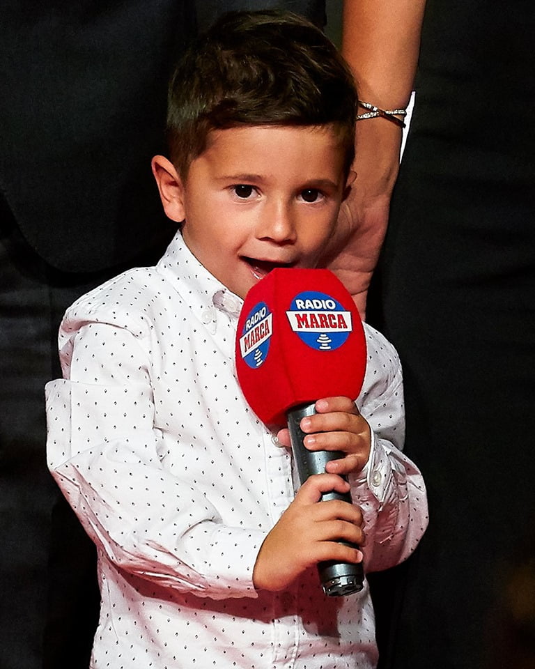 Mateo Messi a făcut show în fața jurnaliștilor • Sport Magazin